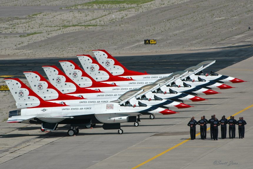 The USAF’s Thunderbirds Mark 70 Years of Flight – Photorecon
