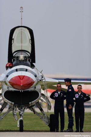 The USAF’s Thunderbirds Mark 70 Years of Flight – Photorecon