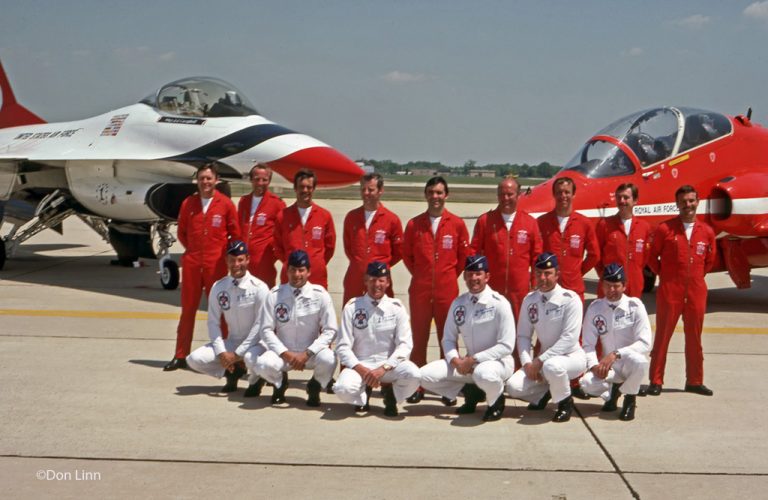 The USAF’s Thunderbirds Mark 70 Years of Flight – Photorecon
