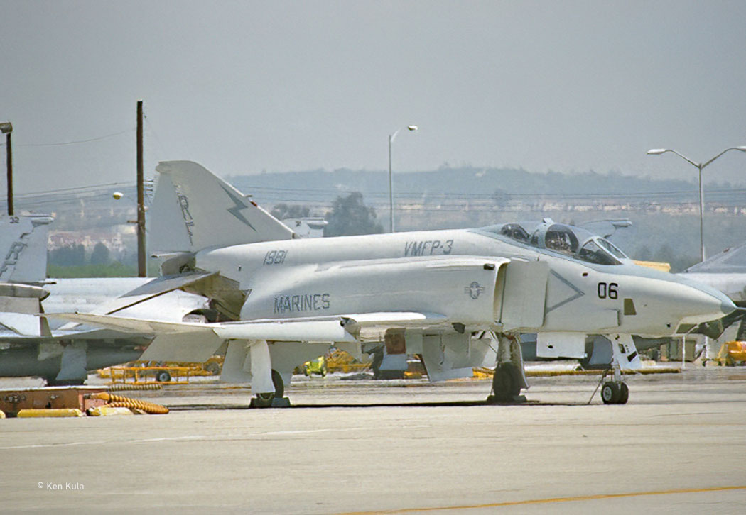 RF-4B COLORS – Photorecon