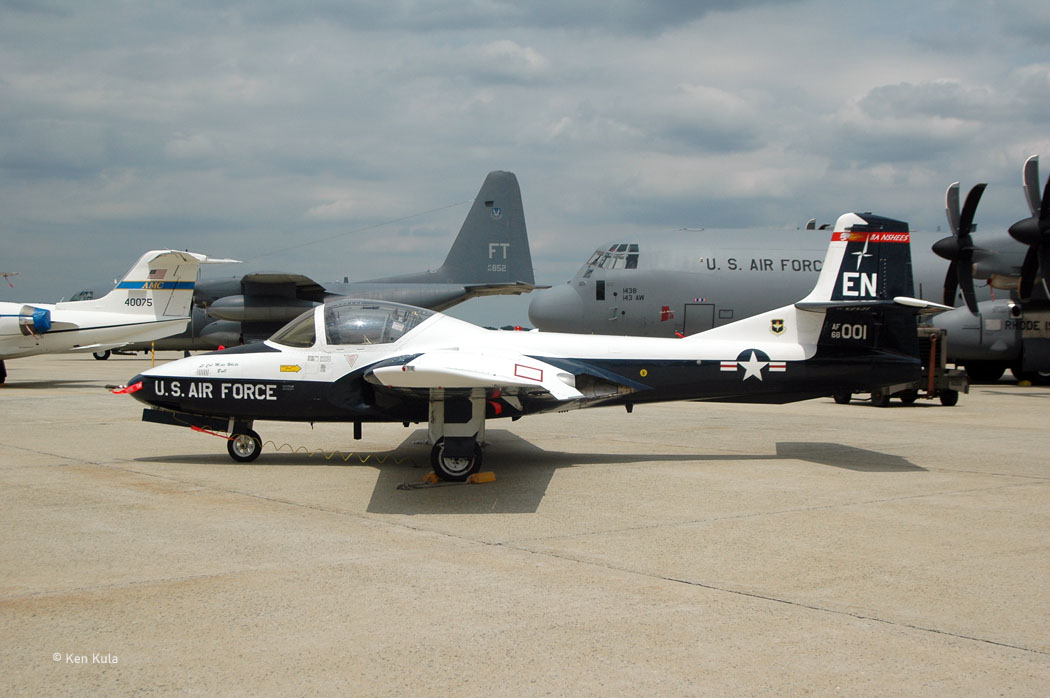 T-37B USAF – Photorecon